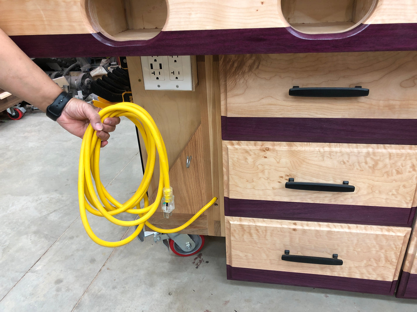 Extreme Torsion Box Assembly Table and Outfeed/Workbench – King's Fine ...